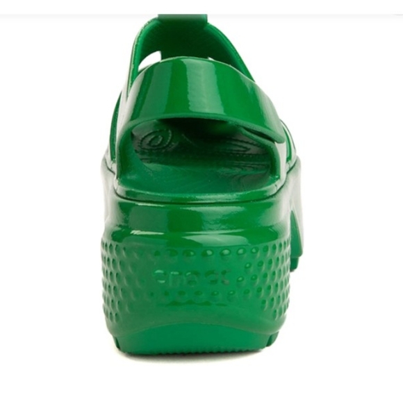 CROCS | Shoes | New Crocs Stomp Platform Sandals | Poshmark